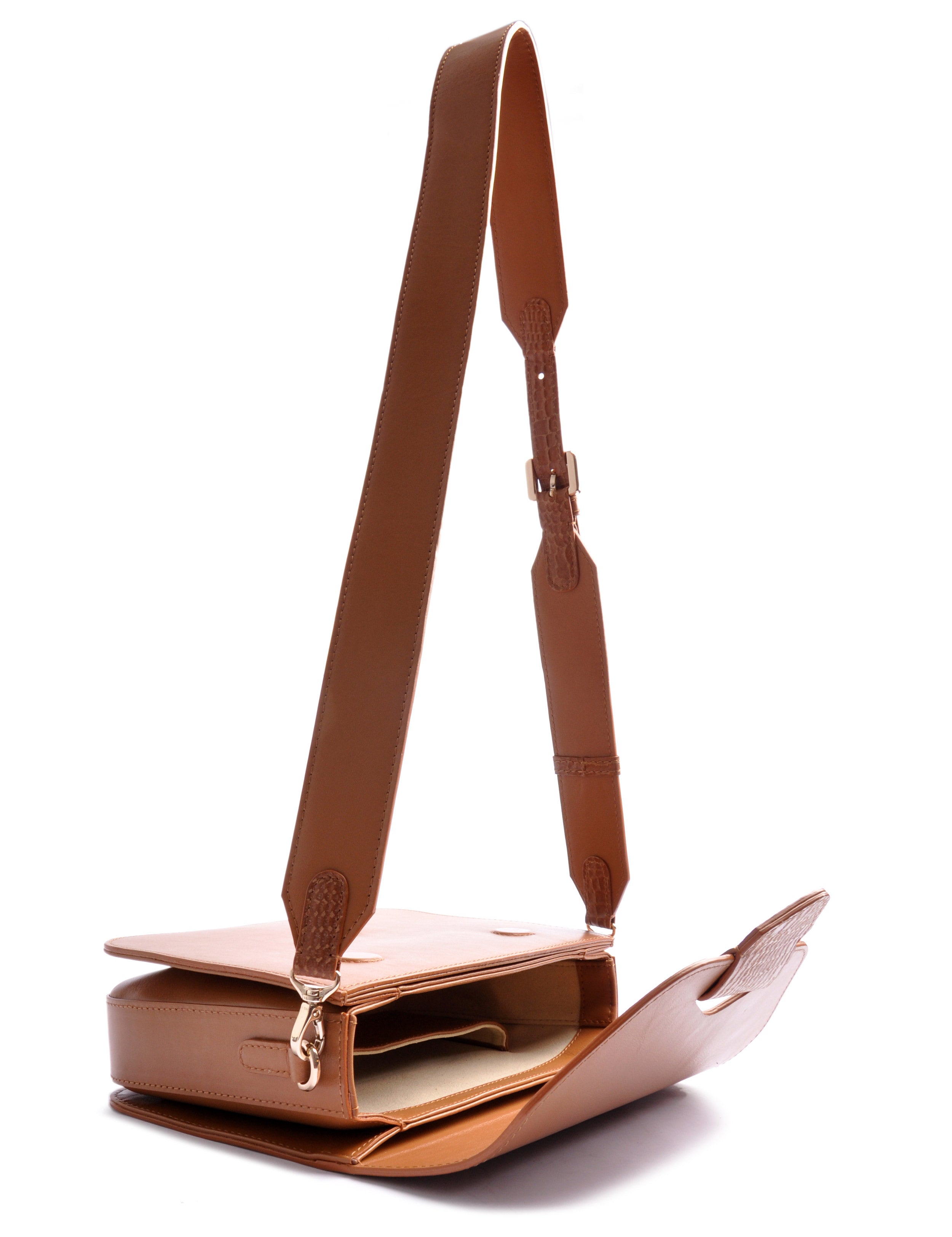 ARROW BOX . SHOULDERBAG. Cognac Leather . Handcrafted In Our Studio ...