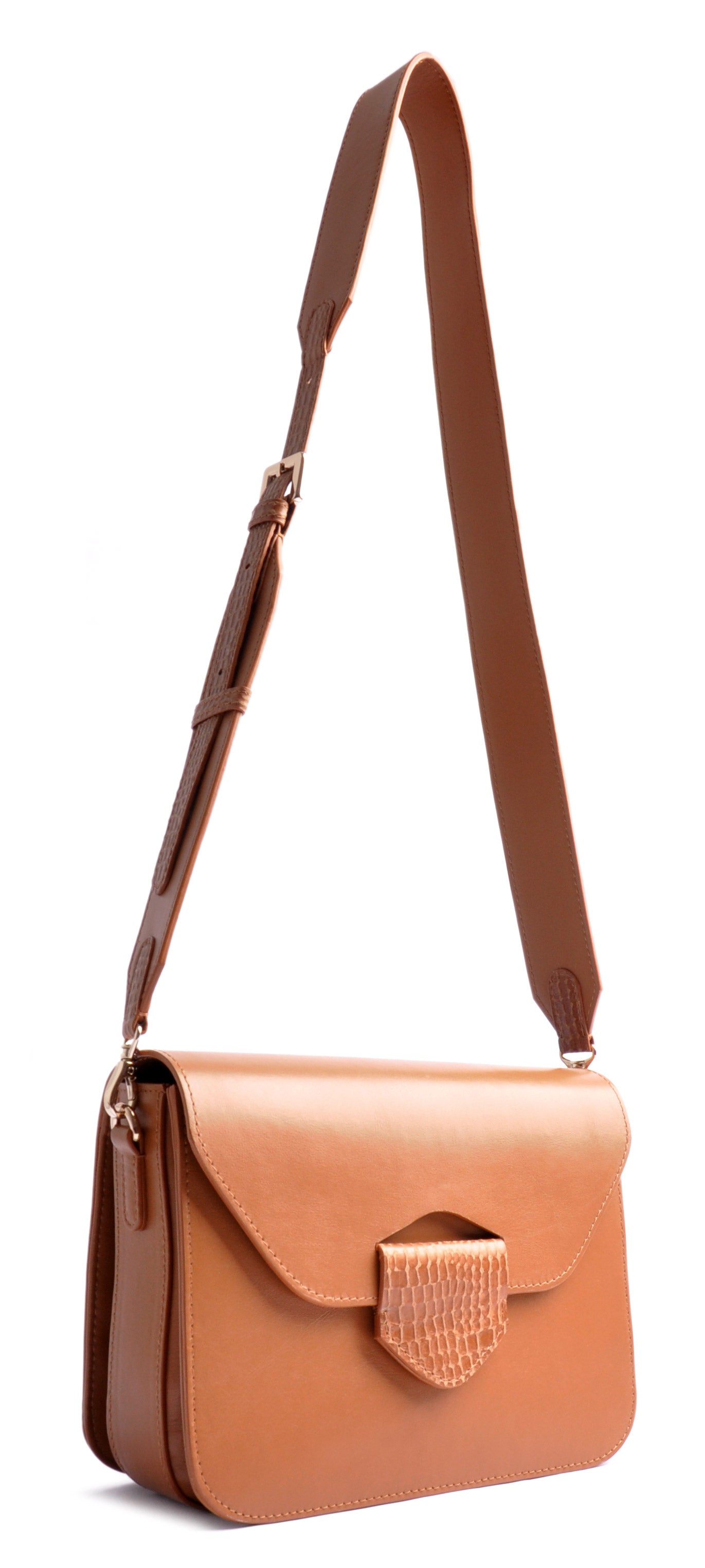 ARROW BOX . SHOULDERBAG. Cognac Leather . Handcrafted In Our Studio ...