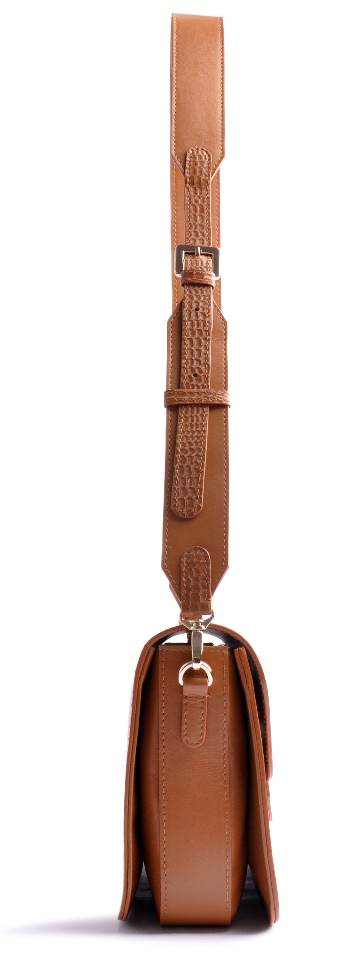 ARROW BOX . SHOULDERBAG. Cognac Leather . Handcrafted In Our Studio ...